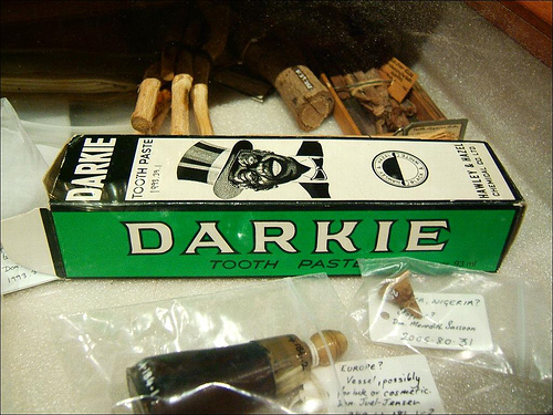 Dispatch #22 – Darkie Toothpaste Sighting At Beijing Airport | Skyeview